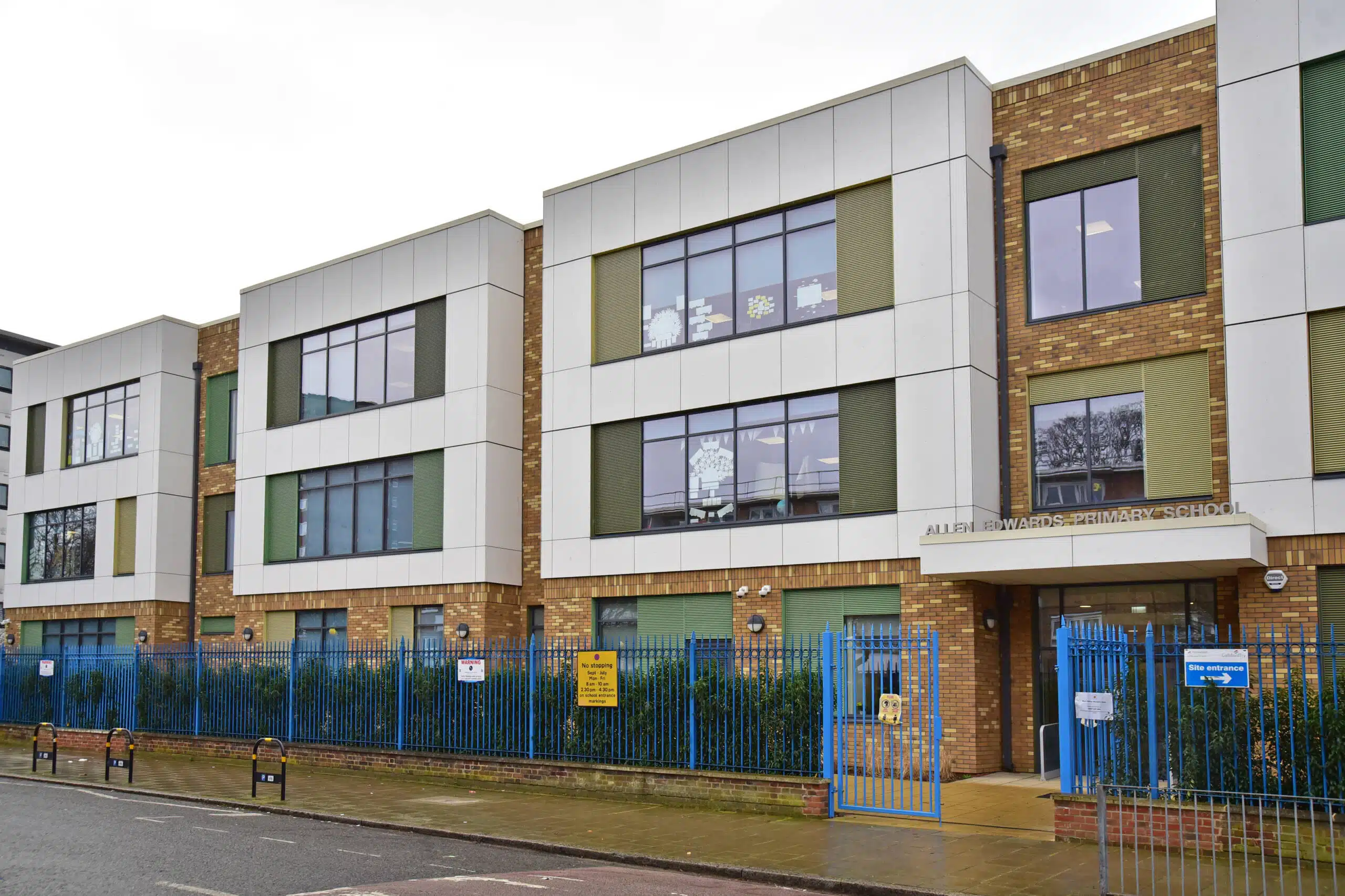Allen Edwards School, London | Projects | Valcan Cladding
